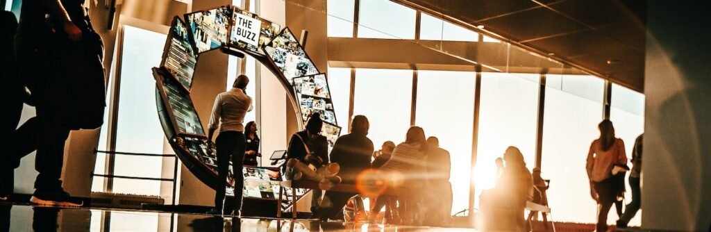 Más allá de lo empresarial: 7 tendencias actuales en eventos MICE
